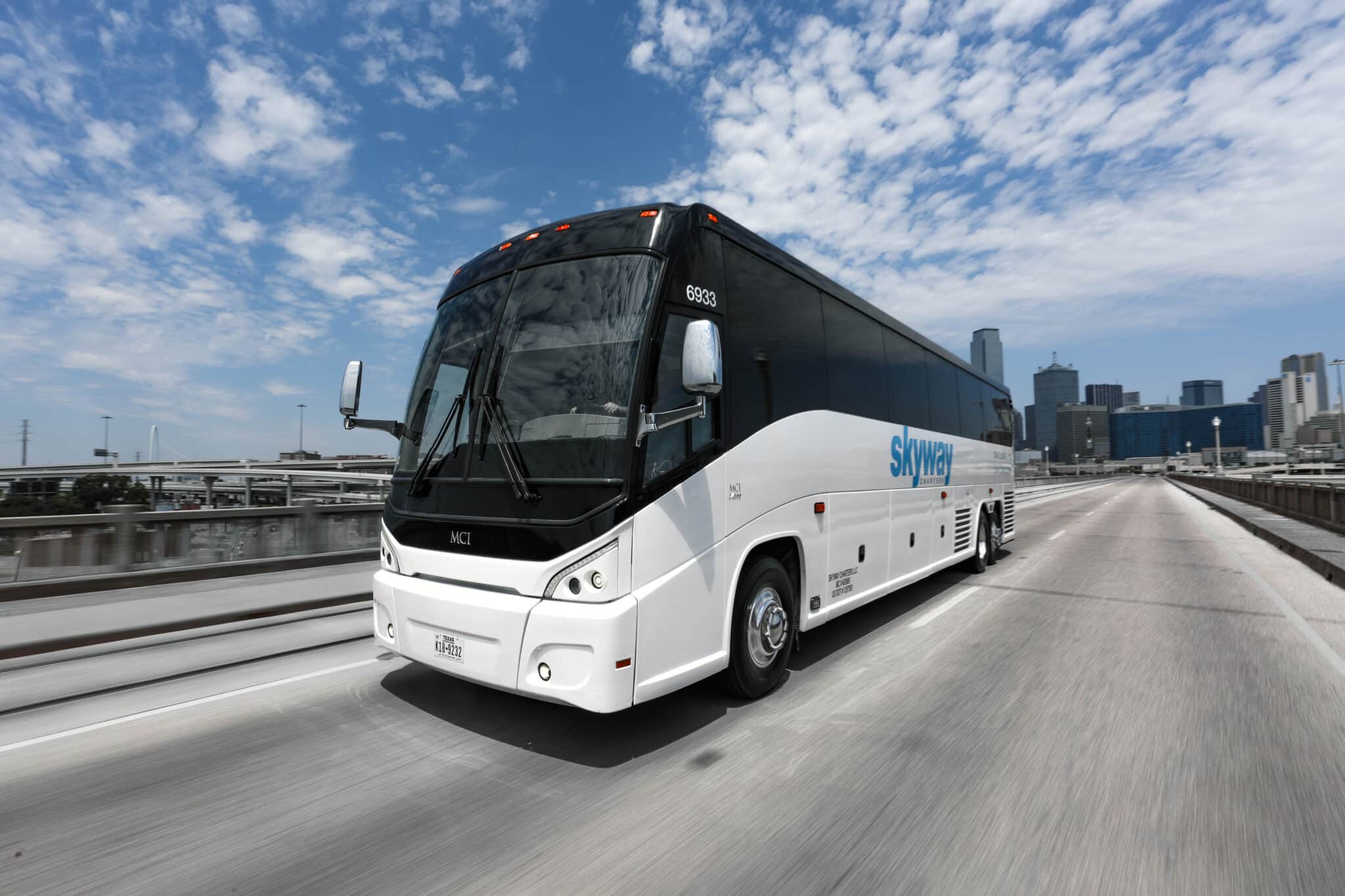Skyway Charter Buses | Bus Charter | Arlington, TX